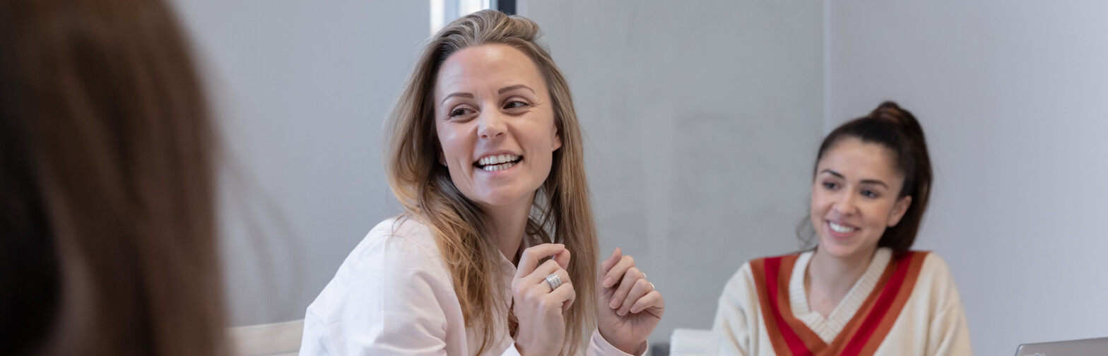 Job Lacoste - STAGE - Assistant Studio Womenswear Core Collection (F/H ...